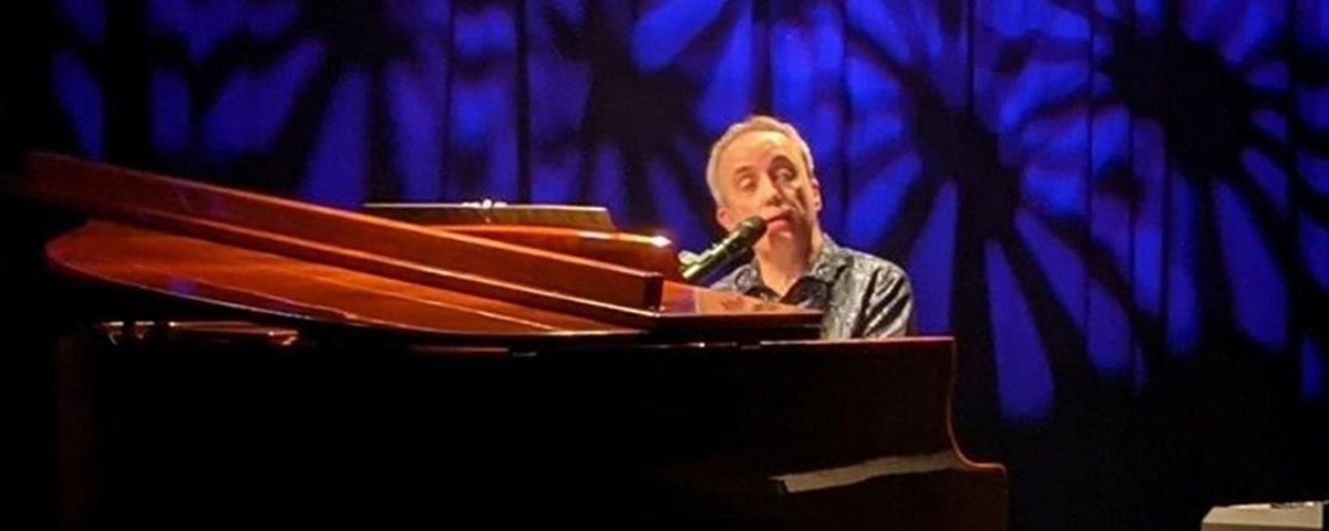 Milsap Almost like a Song - Discover Branson